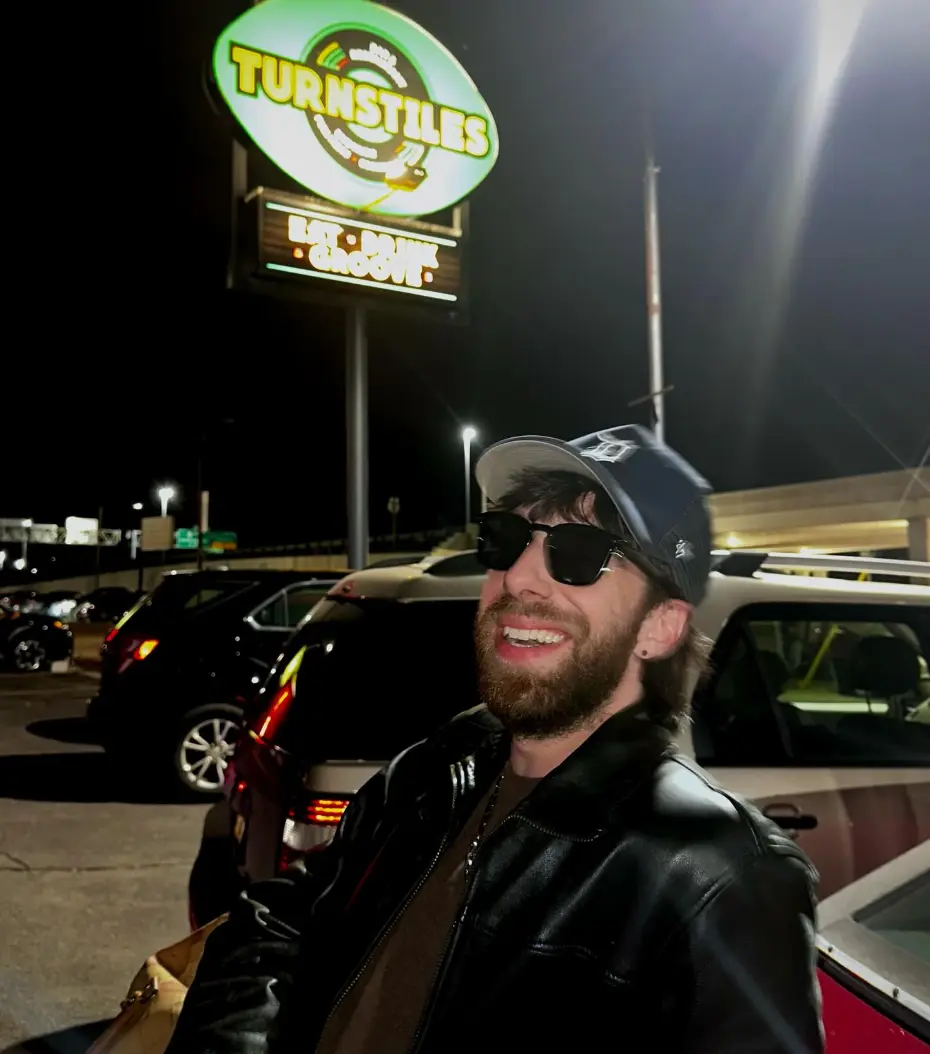 Joey Gaydos Jr. - Age, Height, Wiki, Bio, Net Worth, and Girlfriend ...